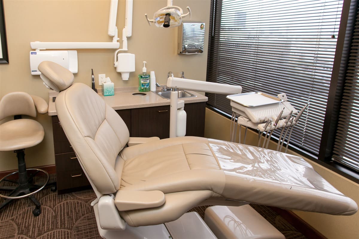 Dental Bonding Cost in 2026: Is It Worth the Investment? | The CDG of ...